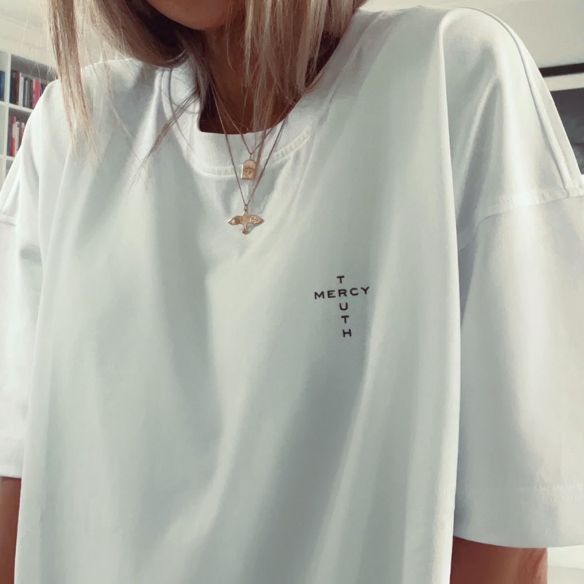 CROSS T-SHIRT WHITE | ÖVRIGT